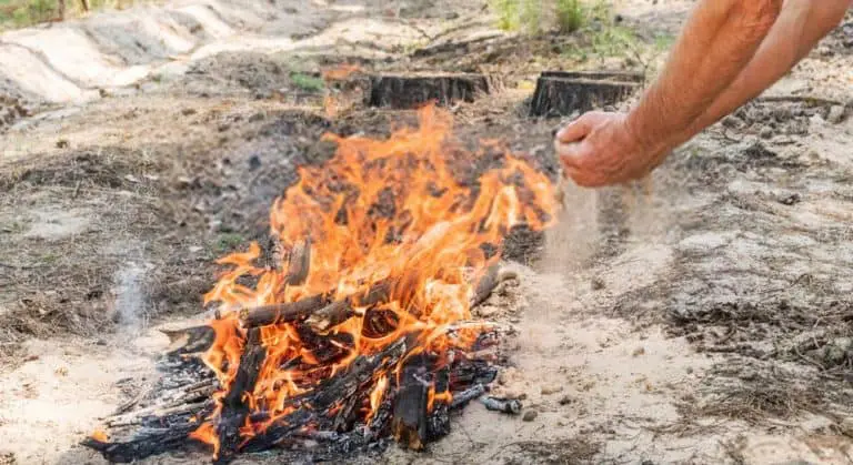 How to Start a Fire In The Wild - The Definitive Guide