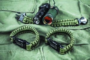Best Survival Bracelet - 5 Paracord Bracelets For Survival