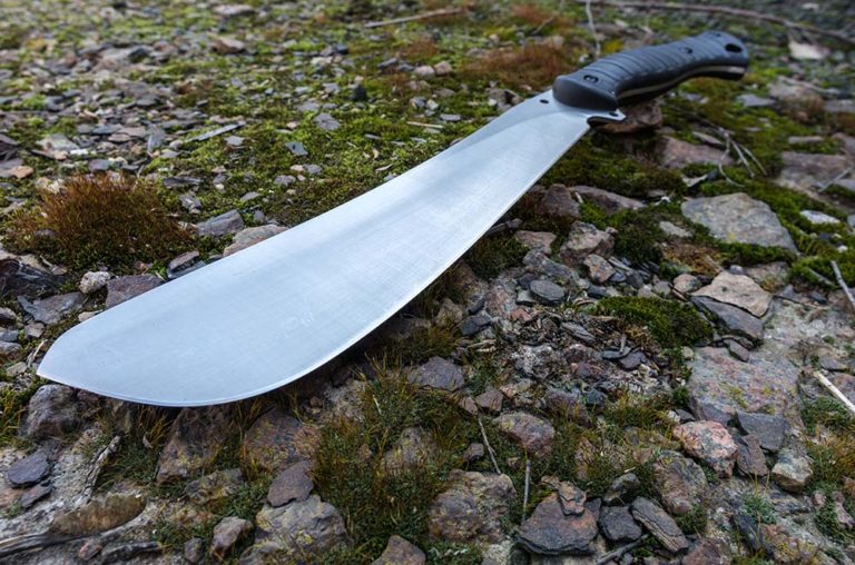 Best Survival Machete - Top 10 Wildlife Cleavers Reviewed